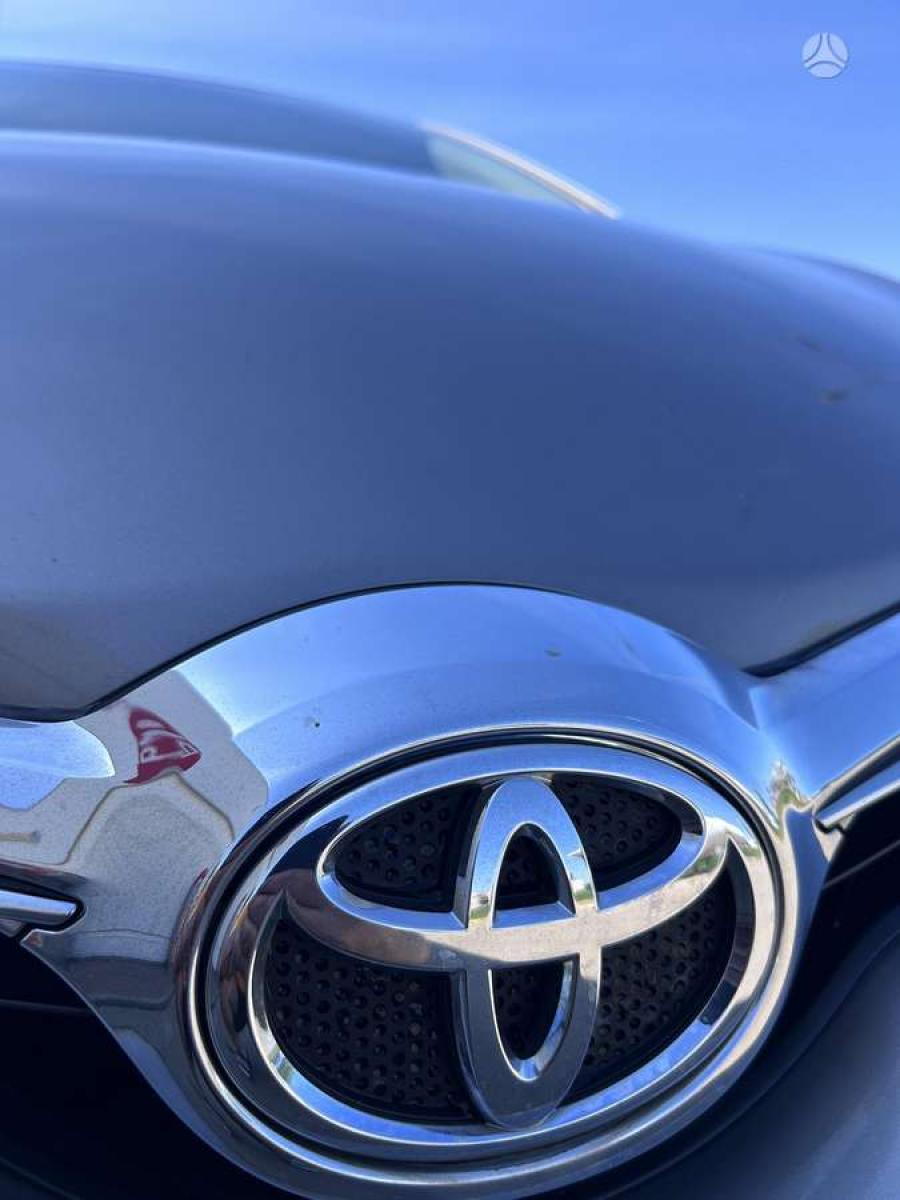 Brūns Toyota Auris 2015 Ukmergė, ar dzinēja tilpumu 1.60 L un nobraukumu 205 tūkst. km par 6999 €, foto 13 vietnē AUTOMOTO.COM.LV