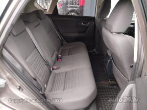 Brown Toyota Auris 2016 in Tallinn, with an engine capacity of 1.80 L and mileage of 211 thousand km for 9500 €, photo 22 on AUTOMOTO.COM.LV