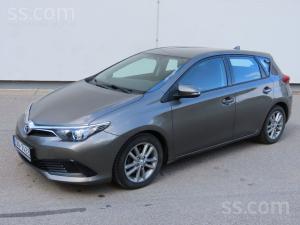Brown Toyota Auris 2016 in Madona, with an engine capacity of 1.40 L and mileage of 315 thousand km for 5000 €, photo  on AUTOMOTO.COM.LV