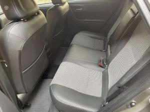 Brown Toyota Auris 2016 in Vilnius, with an engine capacity of 1.80 L and mileage of 62 thousand km for 14999 €, photo 11 on AUTOMOTO.COM.LV