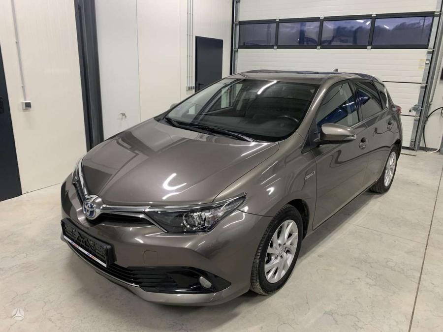 Brūns Toyota Auris 2017 Kauņa, ar dzinēja tilpumu 1.80 L un nobraukumu 165 tūkst. km par 11300 €, foto 1 vietnē AUTOMOTO.COM.LV
