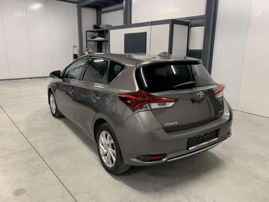 Brūns Toyota Auris 2017 Kauņa, ar dzinēja tilpumu 1.80 L un nobraukumu 165 tūkst. km par 11300 €, foto 4 vietnē AUTOMOTO.COM.LV