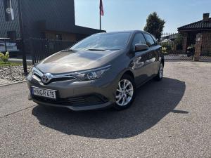 Brown Toyota Auris 2018 in Kaunas, with an engine capacity of 1.80 L and mileage of 91 thousand km for 12450 €, photo  on AUTOMOTO.COM.LV