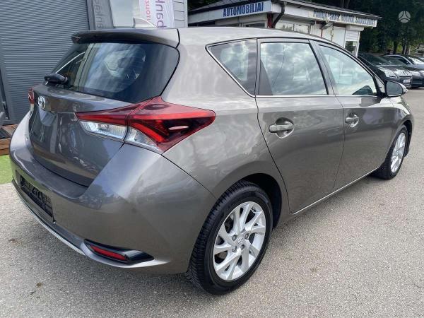 Brūns Toyota Auris 2018 Klaipėda, ar dzinēja tilpumu 1.36 L un nobraukumu 205 tūkst. km par 8500 €, foto 4 vietnē AUTOMOTO.COM.LV