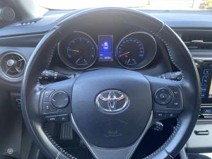 Brown Toyota Auris 2018 in Klaipeda, with an engine capacity of 1.36 L and mileage of 205 thousand km for 8500 €, photo 14 on AUTOMOTO.COM.LV