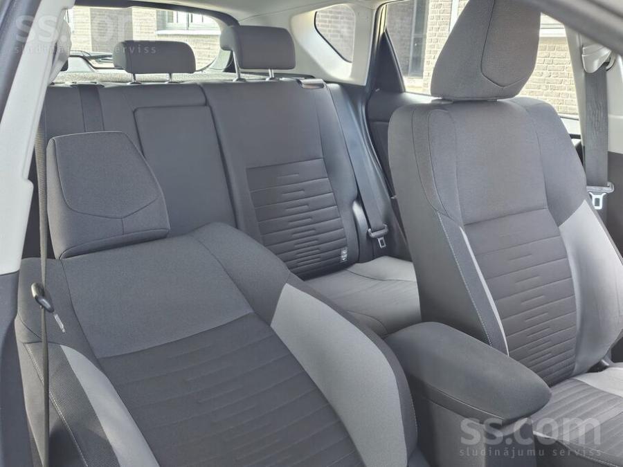 Brūns Toyota Auris 2018 Rīga, ar dzinēja tilpumu 1.20 L un nobraukumu 119 tūkst. km par 9900 €, foto 9 vietnē AUTOMOTO.COM.LV