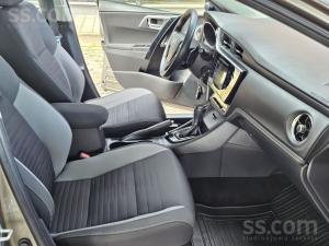 Brūns Toyota Auris 2018 Rīga, ar dzinēja tilpumu 1.20 L un nobraukumu 119 tūkst. km par 9900 €, foto 11 vietnē AUTOMOTO.COM.LV