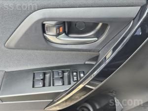 Brūns Toyota Auris 2018 Rīga, ar dzinēja tilpumu 1.20 L un nobraukumu 119 tūkst. km par 9900 €, foto 17 vietnē AUTOMOTO.COM.LV