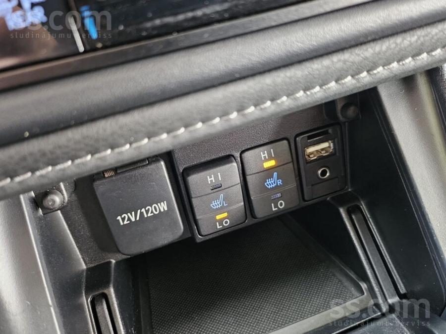 Brūns Toyota Auris 2018 Rīga, ar dzinēja tilpumu 1.20 L un nobraukumu 119 tūkst. km par 9900 €, foto 20 vietnē AUTOMOTO.COM.LV