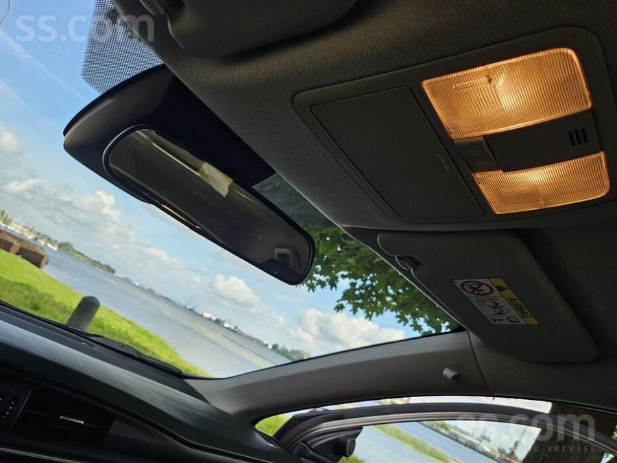Brūns Toyota Auris 2018 Rīga, ar dzinēja tilpumu 1.20 L un nobraukumu 119 tūkst. km par 9900 €, foto 23 vietnē AUTOMOTO.COM.LV