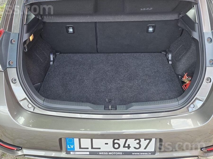 Brūns Toyota Auris 2018 Rīga, ar dzinēja tilpumu 1.20 L un nobraukumu 119 tūkst. km par 9900 €, foto 26 vietnē AUTOMOTO.COM.LV