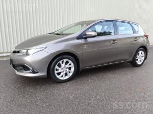Brūns Toyota Auris 2019 Rīga, ar dzinēja tilpumu 1.60 L un nobraukumu 122 tūkst. km par 12900 €, foto  vietnē AUTOMOTO.COM.LV