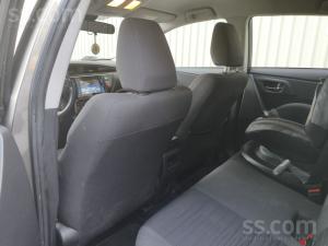 Brown Toyota Auris 2019 in Riga, with an engine capacity of 1.60 L and mileage of 122 thousand km for 12900 €, photo 15 on AUTOMOTO.COM.LV