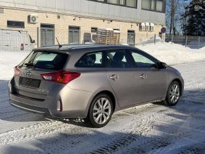 Brūns Toyota Auris 2013 Šauļi, ar dzinēja tilpumu 1.80 L un nobraukumu 208 tūkst. km par 8870 €, foto 14 vietnē AUTOMOTO.COM.LV