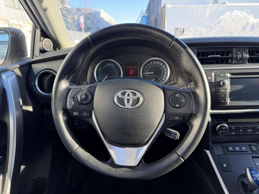 Brūns Toyota Auris 2013 Šauļi, ar dzinēja tilpumu 1.80 L un nobraukumu 208 tūkst. km par 8870 €, foto 25 vietnē AUTOMOTO.COM.LV
