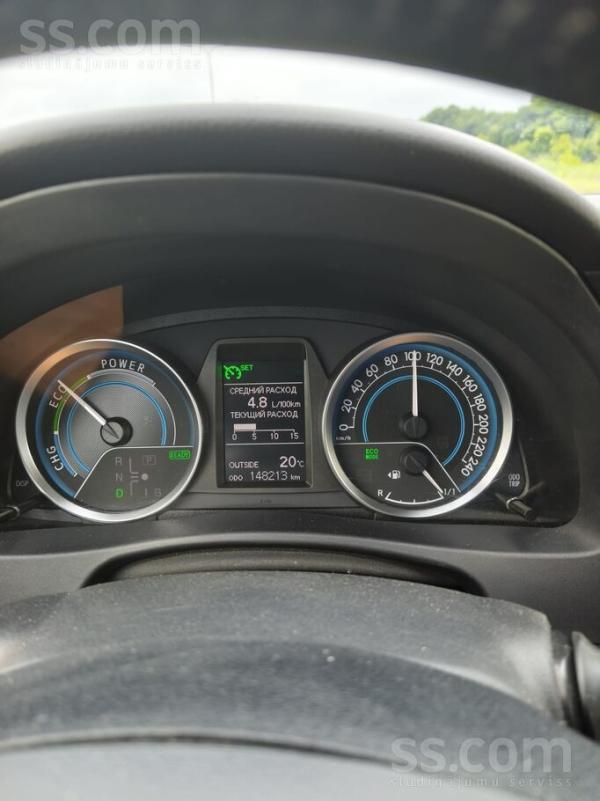 Brūns Toyota Auris 2013 Rīga, ar dzinēja tilpumu 1.80 L un nobraukumu 149 tūkst. km par 9700 €, foto 9 vietnē AUTOMOTO.COM.LV
