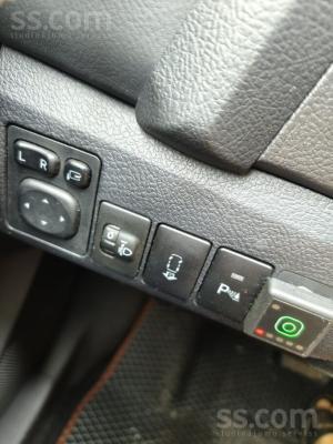 Brūns Toyota Auris 2013 Rīga, ar dzinēja tilpumu 1.80 L un nobraukumu 149 tūkst. km par 9700 €, foto 19 vietnē AUTOMOTO.COM.LV