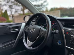 Brown Toyota Auris 2014 in Kaunas, with an engine capacity of 1.80 L and mileage of 280 thousand km for 7950 €, photo 27 on AUTOMOTO.COM.LV