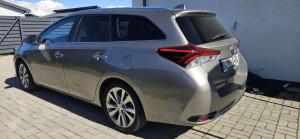 Brown Toyota Auris 2015 in Klaipeda, with an engine capacity of 1.80 L and mileage of 216 thousand km for 9700 €, photo 4 on AUTOMOTO.COM.LV