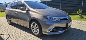 Brown Toyota Auris 2015 in Klaipeda, with an engine capacity of 1.80 L and mileage of 216 thousand km for 9700 €, photo 5 on AUTOMOTO.COM.LV