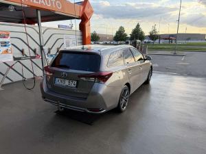 Brūns Toyota Auris 2015 Kauņa, ar dzinēja tilpumu 1.80 L un nobraukumu 324 tūkst. km par 8500 €, foto 4 vietnē AUTOMOTO.COM.LV