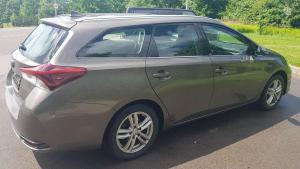 Brown Toyota Auris 2016 in Vilnius, with an engine capacity of 1.80 L and mileage of 166 thousand km for 11900 €, photo 7 on AUTOMOTO.COM.LV