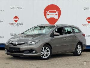 Brūns Toyota Auris 2016 Tauragė, ar dzinēja tilpumu 1.60 L un nobraukumu 94 tūkst. km par 9700 €, foto 1 vietnē AUTOMOTO.COM.LV