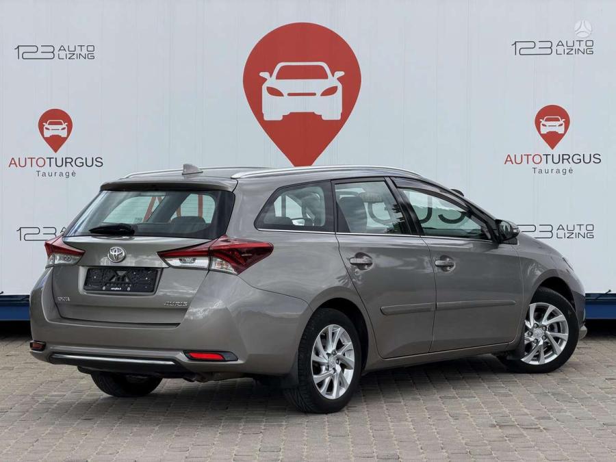 Brūns Toyota Auris 2016 Tauragė, ar dzinēja tilpumu 1.60 L un nobraukumu 94 tūkst. km par 9700 €, foto 9 vietnē AUTOMOTO.COM.LV