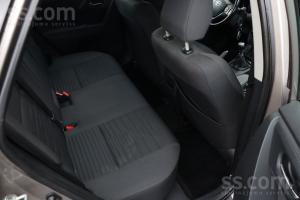 Brūns Toyota Auris 2016 Valmiera, ar dzinēja tilpumu 1.60 L un nobraukumu 323 tūkst. km par 5900 €, foto 8 vietnē AUTOMOTO.COM.LV
