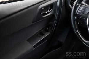 Brūns Toyota Auris 2016 Valmiera, ar dzinēja tilpumu 1.60 L un nobraukumu 323 tūkst. km par 5900 €, foto 13 vietnē AUTOMOTO.COM.LV