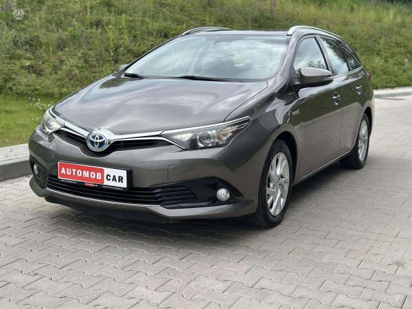 Brown Toyota Auris 2017 in Vilnius, with an engine capacity of 1.80 L and mileage of 264 thousand km for 10200 €, photo 4 on AUTOMOTO.COM.LV