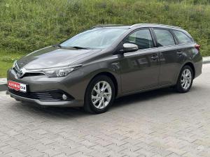 Brown Toyota Auris 2017 in Vilnius, with an engine capacity of 1.80 L and mileage of 264 thousand km for 10200 €, photo 6 on AUTOMOTO.COM.LV