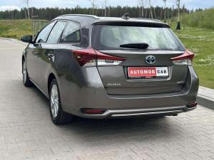 Brown Toyota Auris 2017 in Vilnius, with an engine capacity of 1.80 L and mileage of 264 thousand km for 10200 €, photo 9 on AUTOMOTO.COM.LV