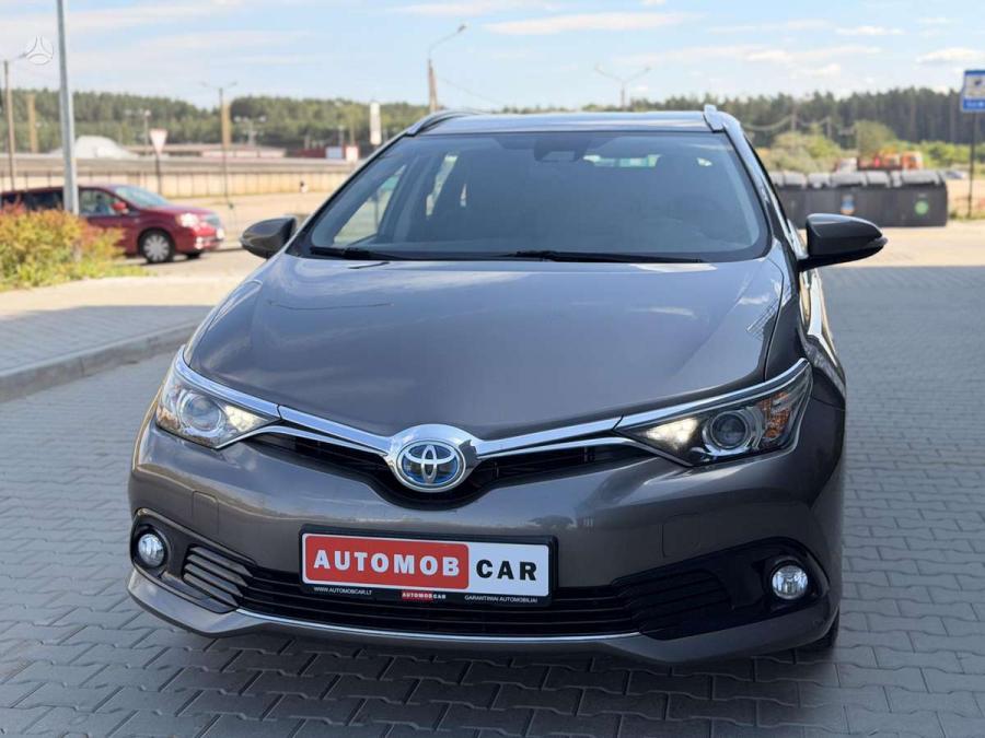 Brūns Toyota Auris 2017 Viļņa, ar dzinēja tilpumu 1.80 L un nobraukumu 173 tūkst. km par 11800 €, foto 4 vietnē AUTOMOTO.COM.LV