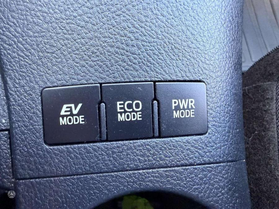 Brūns Toyota Auris 2017 Viļņa, ar dzinēja tilpumu 1.80 L un nobraukumu 173 tūkst. km par 11800 €, foto 26 vietnē AUTOMOTO.COM.LV