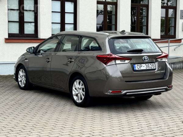 Brūns Toyota Auris 2018 Jelgava, ar dzinēja tilpumu 1.80 L un nobraukumu 211 tūkst. km par 10800 €, foto 9 vietnē AUTOMOTO.COM.LV
