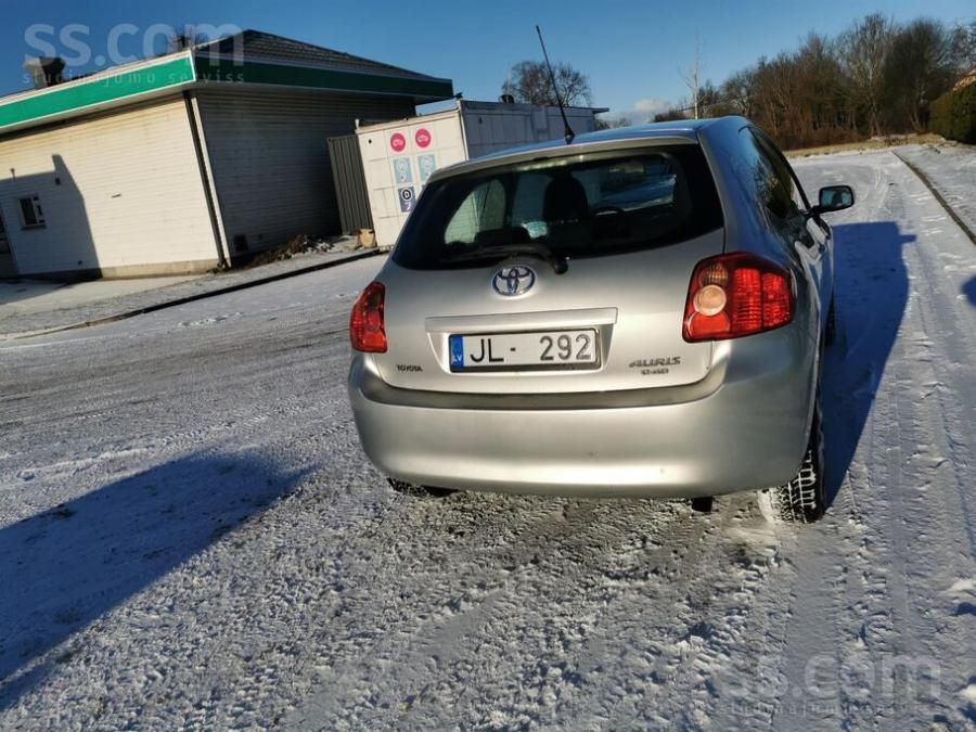 Toyota Auris 2008 Rīga, ar dzinēja tilpumu 2.00 L un nobraukumu 275 tūkst. km par 2100 €, foto 6 vietnē AUTOMOTO.COM.LV