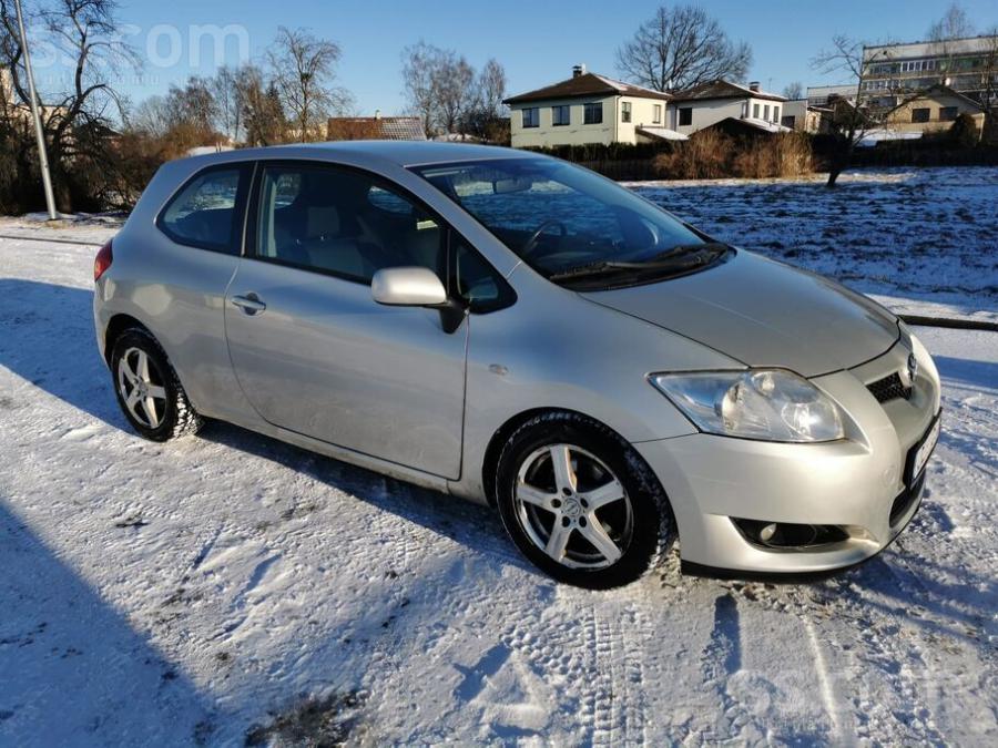 Toyota Auris 2008 Rīga, ar dzinēja tilpumu 2.00 L un nobraukumu 275 tūkst. km par 2100 €, foto 7 vietnē AUTOMOTO.COM.LV