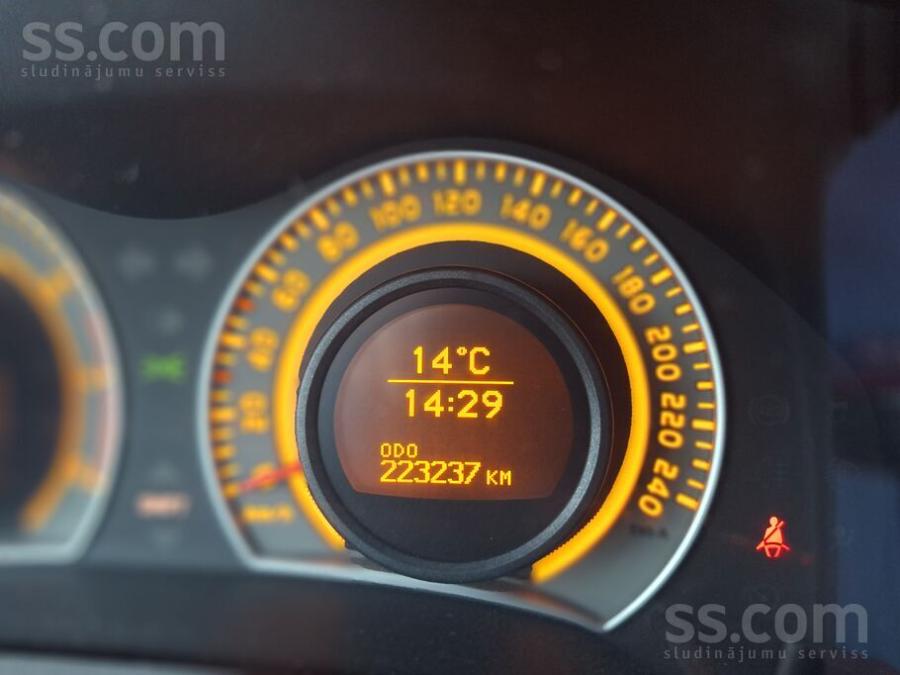 Zaļš Toyota Auris 2008 Rīga, ar dzinēja tilpumu 1.60 L un nobraukumu 223 tūkst. km par 2450 €, foto 13 vietnē AUTOMOTO.COM.LV
