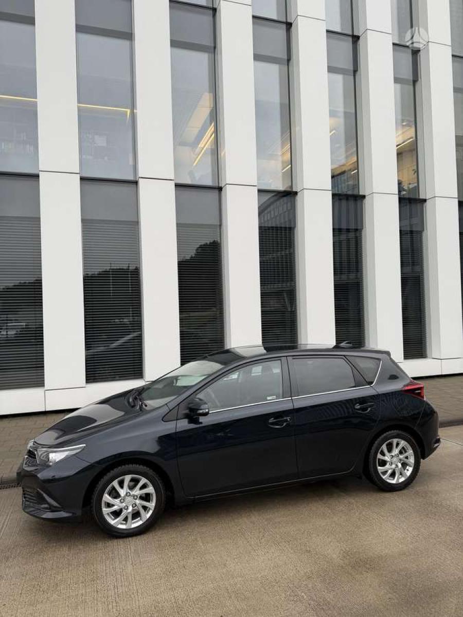 Zaļš Toyota Auris 2016 Viļņa, ar dzinēja tilpumu 1.60 L un nobraukumu 82 tūkst. km par 9290 €, foto 21 vietnē AUTOMOTO.COM.LV