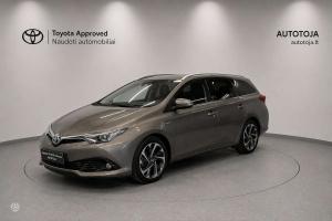 Zaļš Toyota Auris 2016 Kauņa, ar dzinēja tilpumu 1.80 L un nobraukumu 157 tūkst. km par 12500 €, foto  vietnē AUTOMOTO.COM.LV