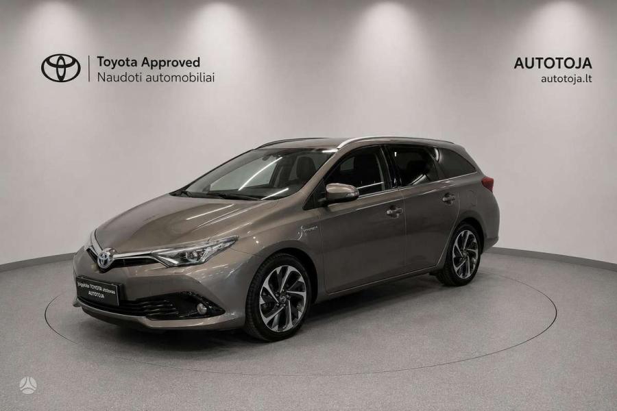 Zaļš Toyota Auris 2016 Kauņa, ar dzinēja tilpumu 1.80 L un nobraukumu 157 tūkst. km par 12500 €, foto 1 vietnē AUTOMOTO.COM.LV