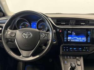 Zaļš Toyota Auris 2016 Kauņa, ar dzinēja tilpumu 1.80 L un nobraukumu 157 tūkst. km par 12500 €, foto 10 vietnē AUTOMOTO.COM.LV