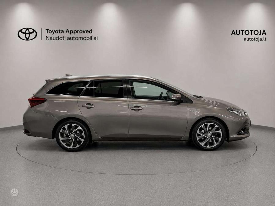 Zaļš Toyota Auris 2016 Kauņa, ar dzinēja tilpumu 1.80 L un nobraukumu 157 tūkst. km par 12500 €, foto 17 vietnē AUTOMOTO.COM.LV