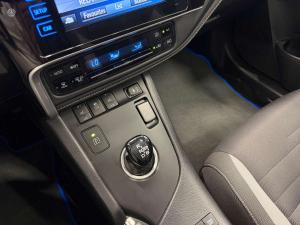 Zaļš Toyota Auris 2016 Kauņa, ar dzinēja tilpumu 1.80 L un nobraukumu 157 tūkst. km par 12500 €, foto 28 vietnē AUTOMOTO.COM.LV