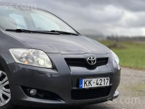 Pelēks Toyota Auris 2007 Rīga, ar dzinēja tilpumu 2.00 L un nobraukumu 280 tūkst. km par 2400 €, foto 16 vietnē AUTOMOTO.COM.LV