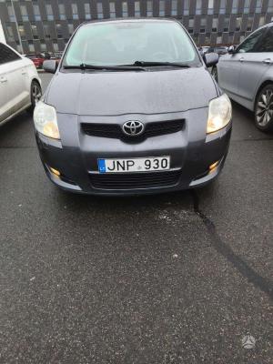 Grey Toyota Auris 2007 in Kaunas, with an engine capacity of 1.36 L and mileage of 321 thousand km for 1990 €, photo 9 on AUTOMOTO.COM.LV