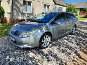 Grey Toyota Auris 2007 in Jurbarkas, with an engine capacity of 2.00 L and mileage of 284 thousand km for 1550 €, photo 6 on AUTOMOTO.COM.LV
