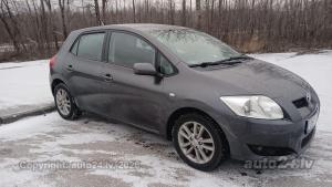 Grey Toyota Auris 2007 in Tallinn, with an engine capacity of 2.00 L and mileage of 201 thousand km for 2488 €, photo 4 on AUTOMOTO.COM.LV