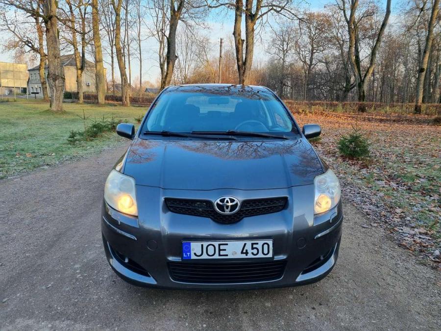 Pelēks Toyota Auris 2007 Tauragė, ar dzinēja tilpumu 1.40 L un nobraukumu 320 tūkst. km par 1850 €, foto 6 vietnē AUTOMOTO.COM.LV